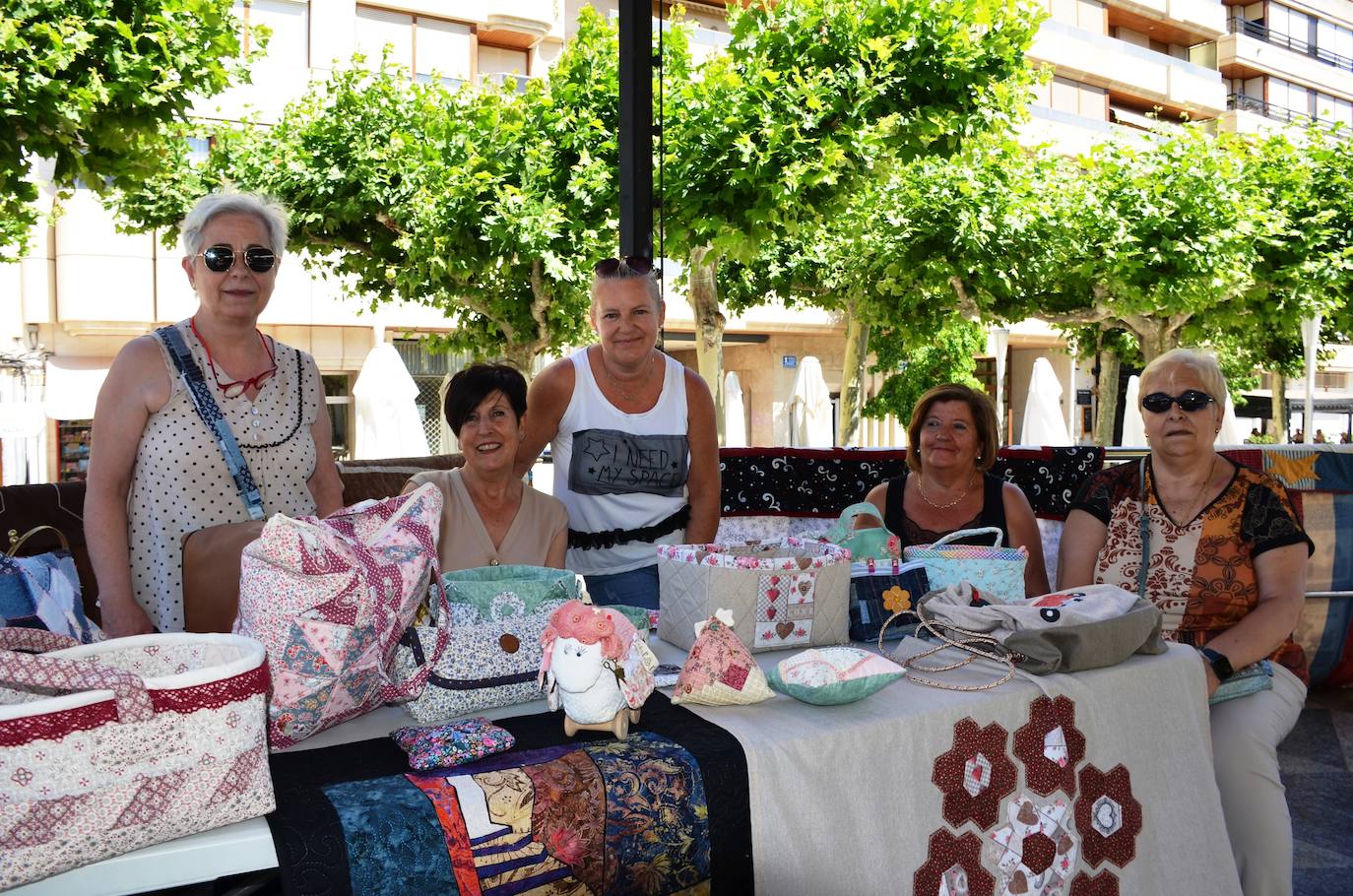 Fotos: Día del Patchwork en el Mercadal de Calahorra | La Rioja